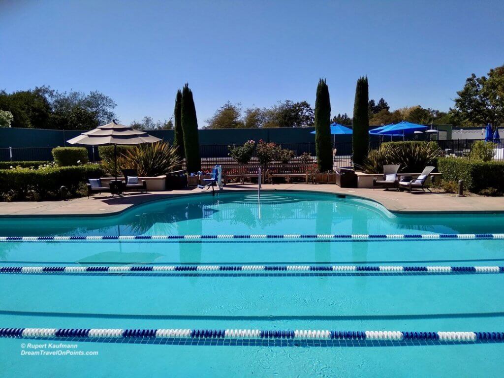 CAL Silverado Napa pool lapx1080wm | DreamTravelOnPoints